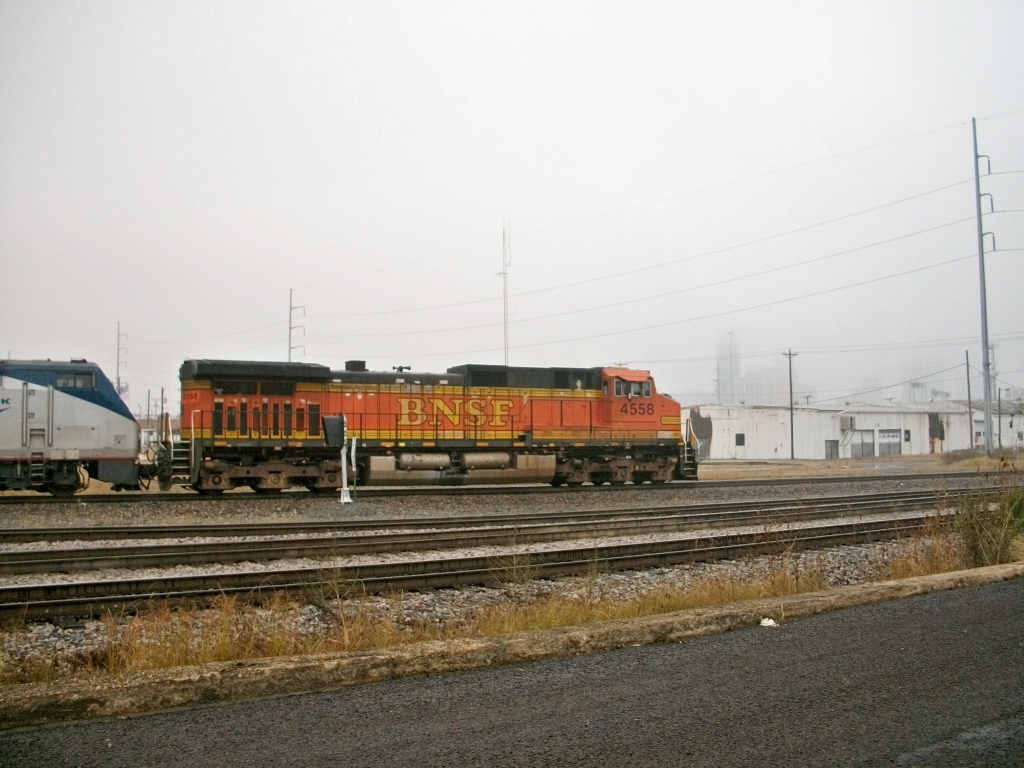 BNSF 4558